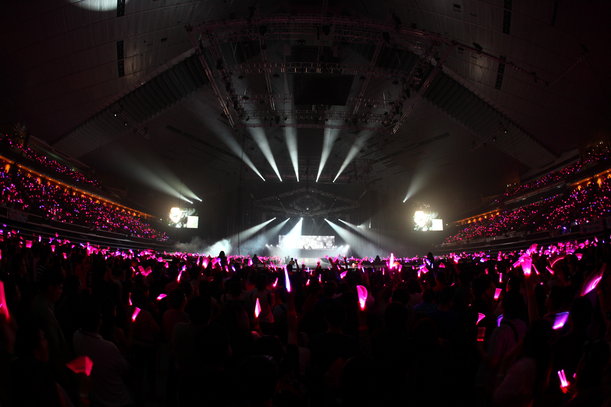 Review: Girls’ Generation Concert Tour 2011 In Singapore ...