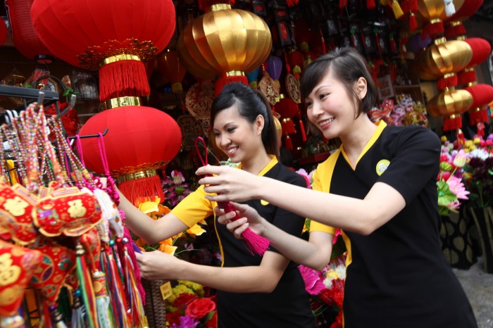 Scoot Reveals Crew Uniform Today | SUPERADRIANME.com